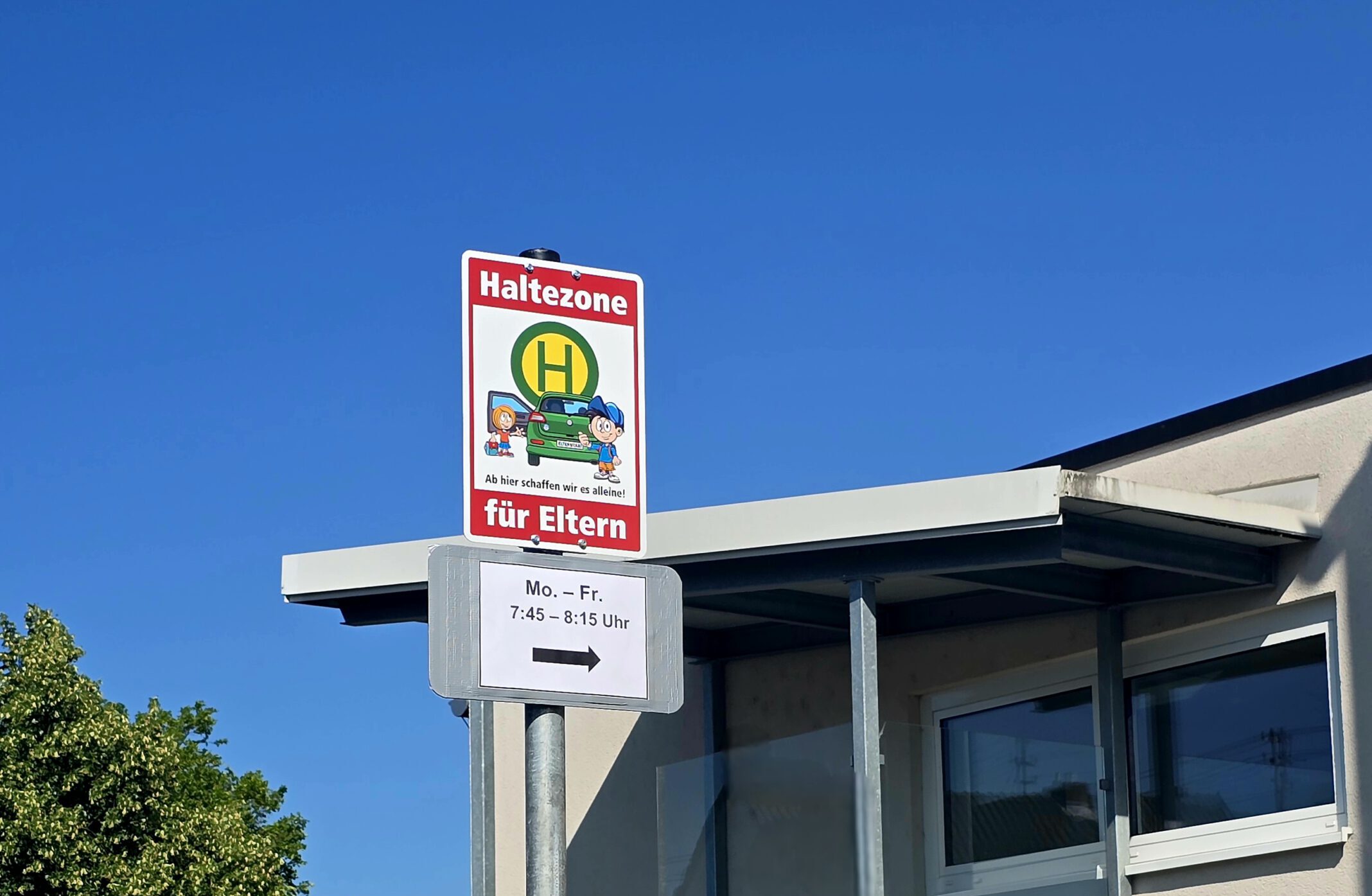 Haltezone für Eltern - Grundschule Karlstein